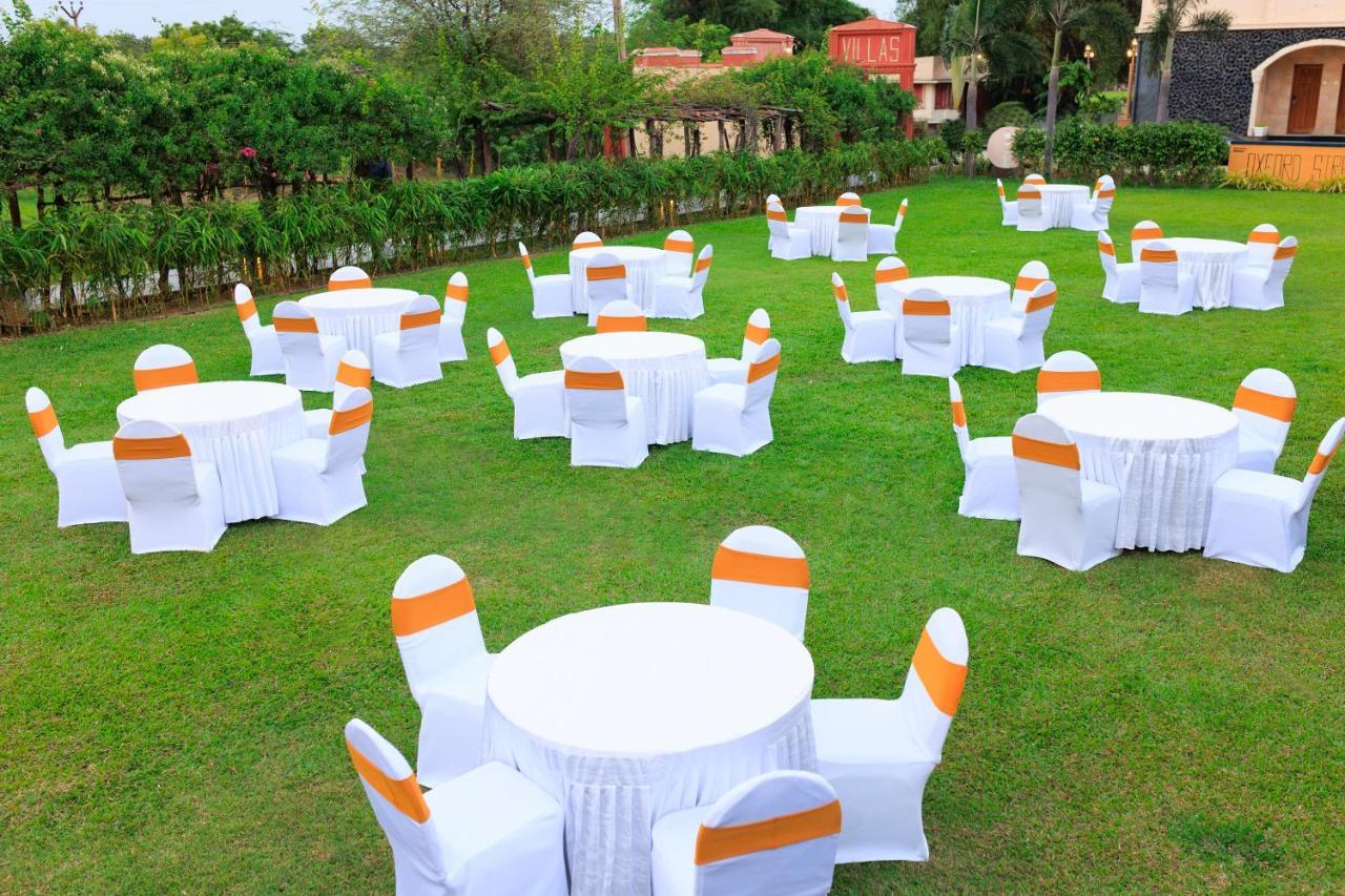 HUDSON RESORTS | ⋆⋆⋆ | SRIPERUMBUDUR, INDIA | SEASON DEALS FROM $72